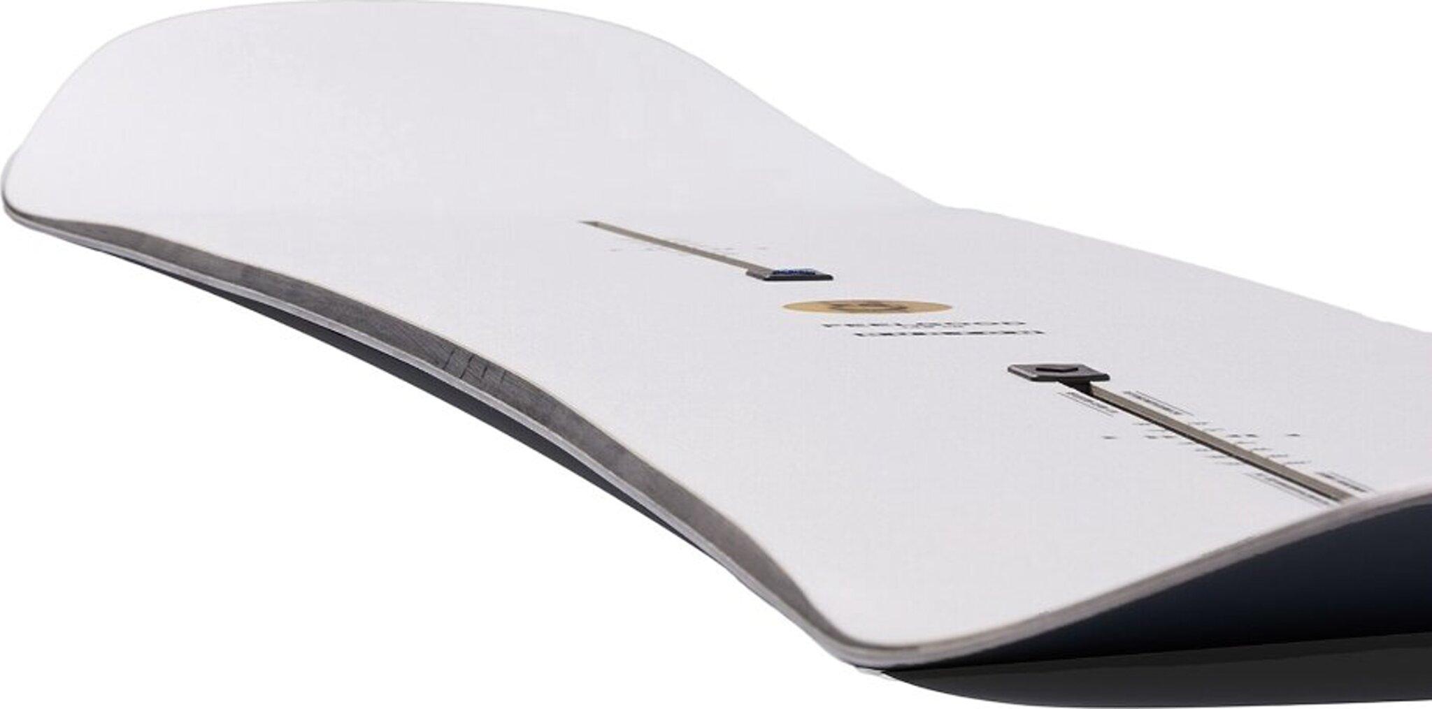 Burton Feelgood Camber Snowboard - Women's | The Last Hunt